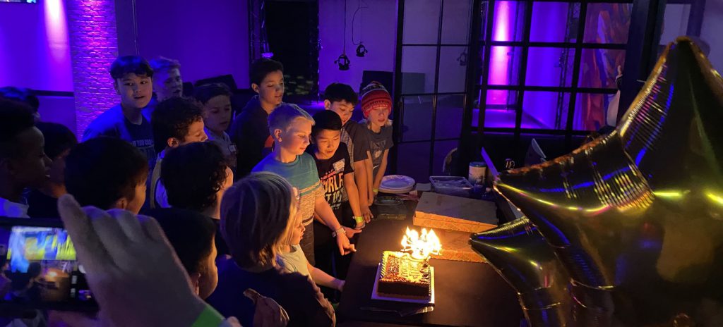 VR Birthday Party Place in Los Angeles | Battleground